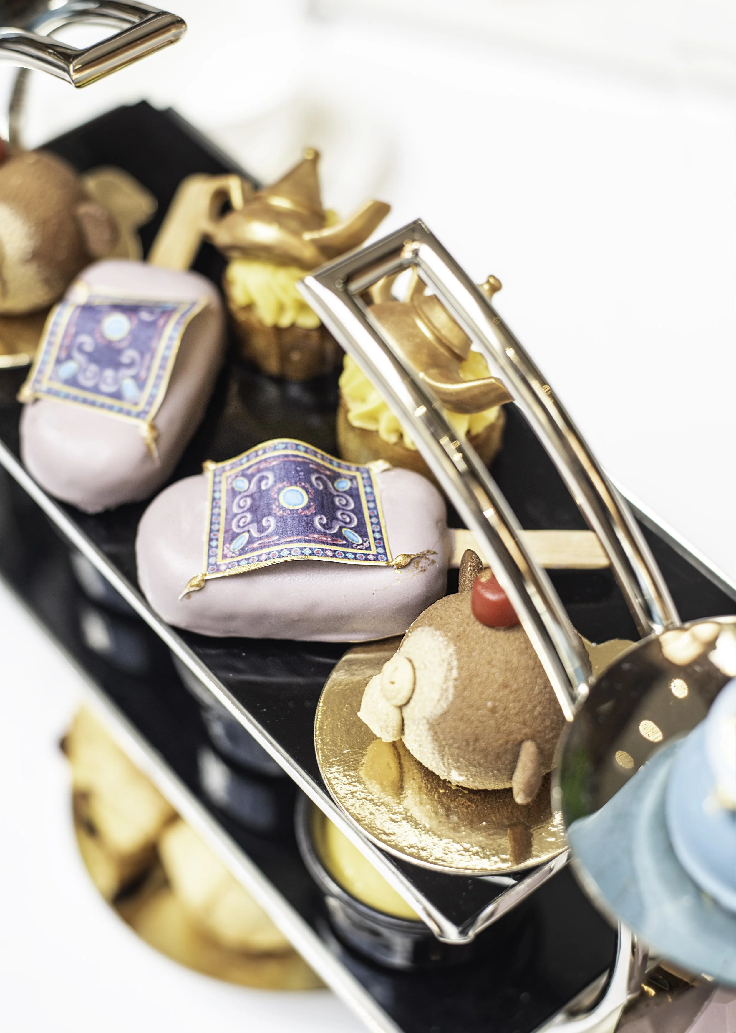 Aladdin Flies into the Waldorf — Warm Welcome Magazine