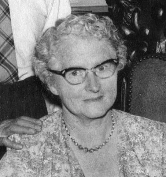 Lila Russell's Instagram, Twitter & Facebook on IDCrawl