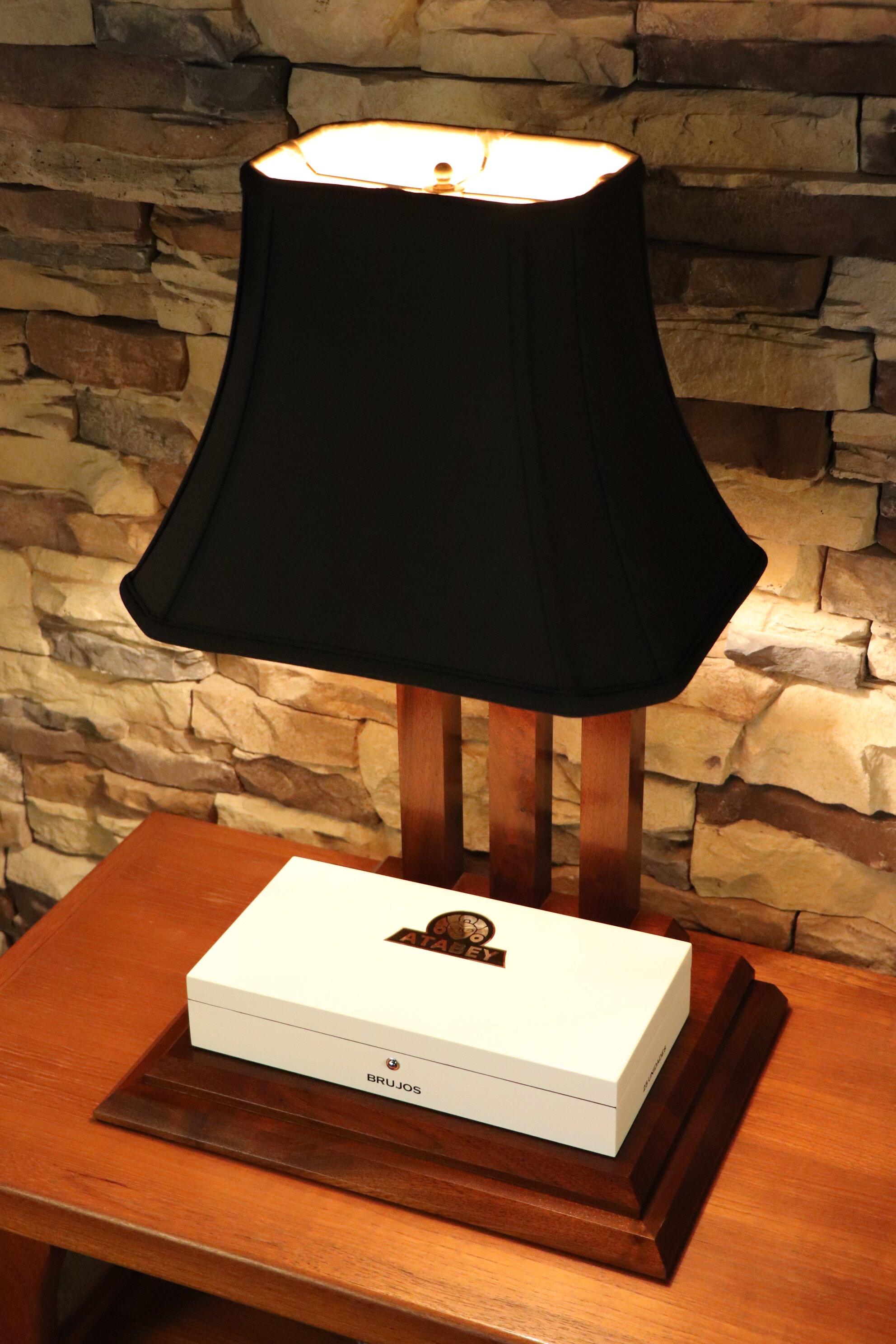 Gentleman's Pocket Valet Cigar Box Lamp. Pocket Valet — Long Craftsman ...