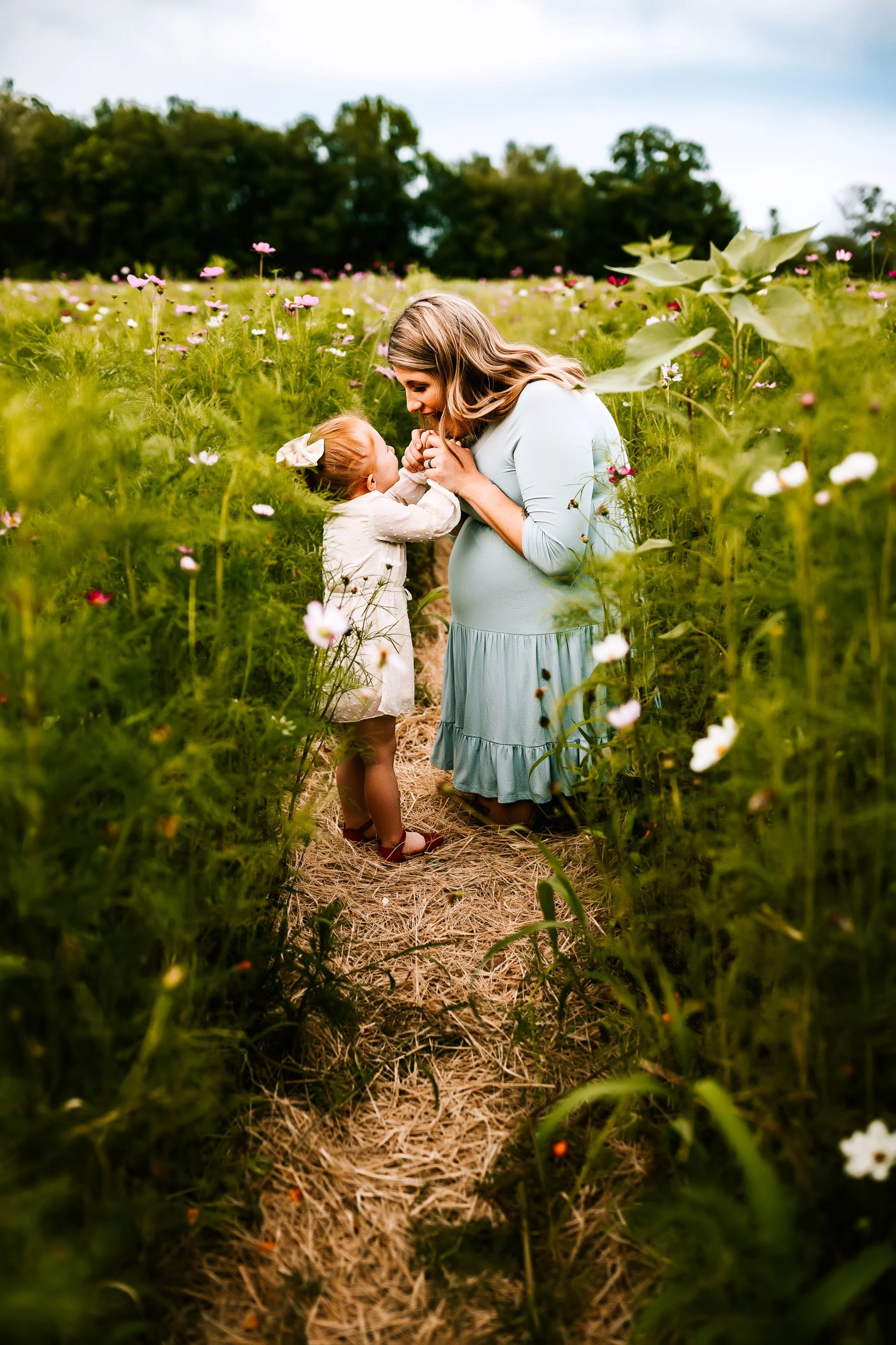 Outfit Ideas for a Spring Photoshoot — Brianna Merritt Photography