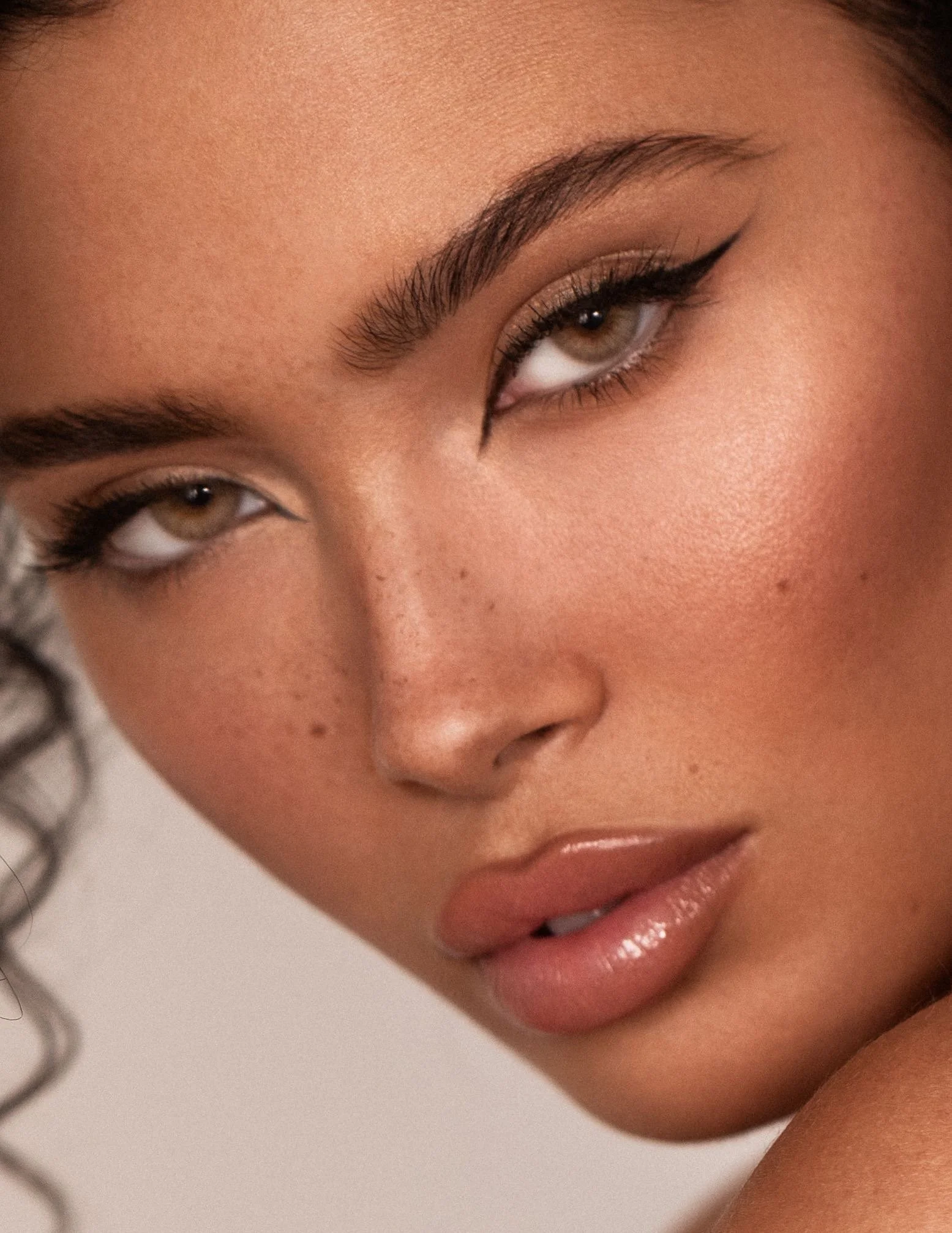 Alexis — NEWMARK MODELS