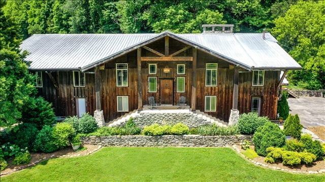 Cascade Hollow Lodge