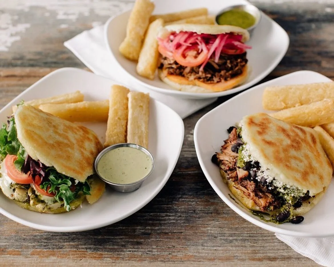 Reservations — HOLA AREPA
