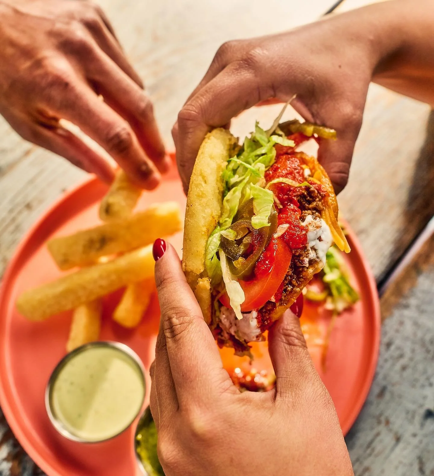 PRESS — HOLA AREPA