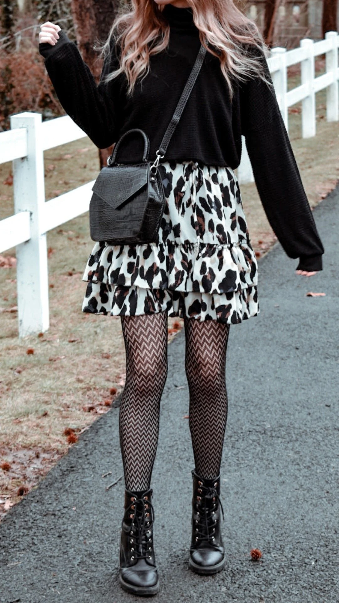12 Chic Gucci Tights Outfit Ideas (& Cheap Alternatives!) — Champagne ...