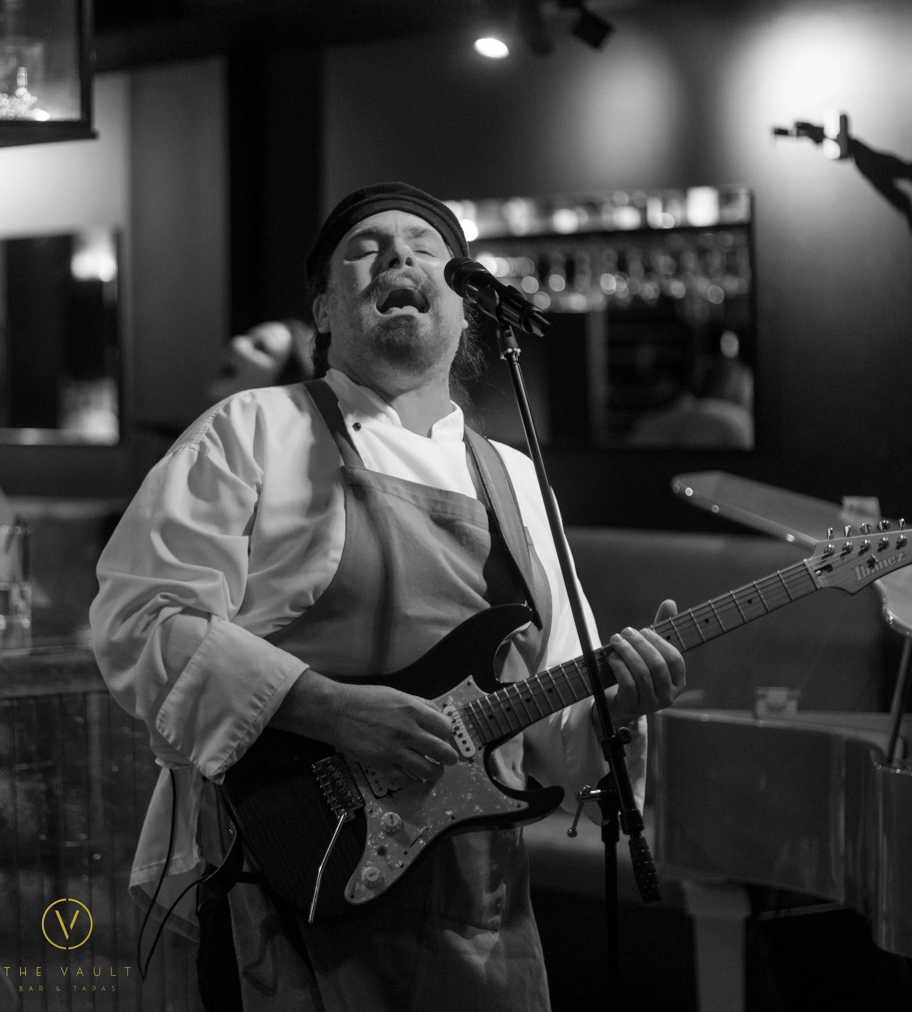Broadbeach’s singing chef marries meals with music for one of a kind ...