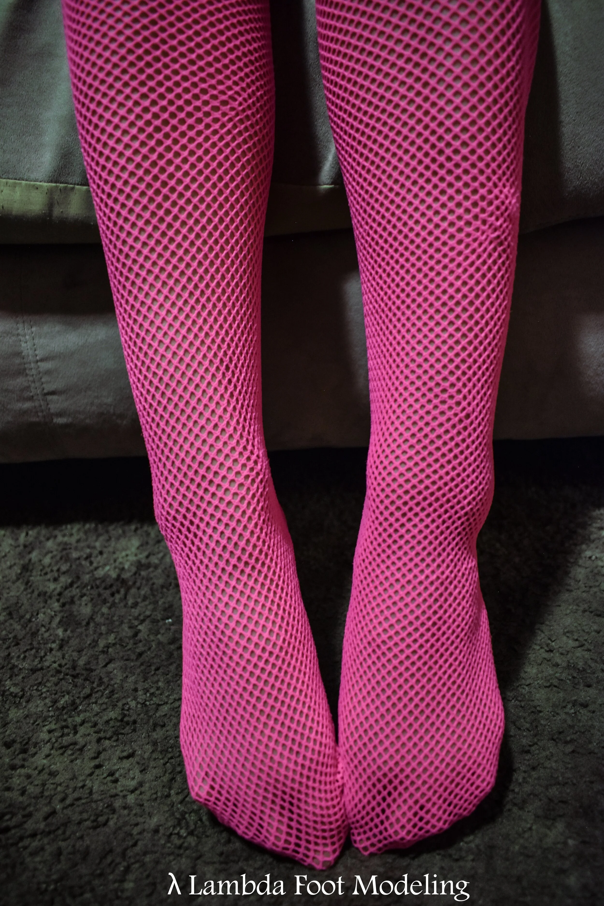 Alejandra O Set 6 — λ Lambda Foot Modeling