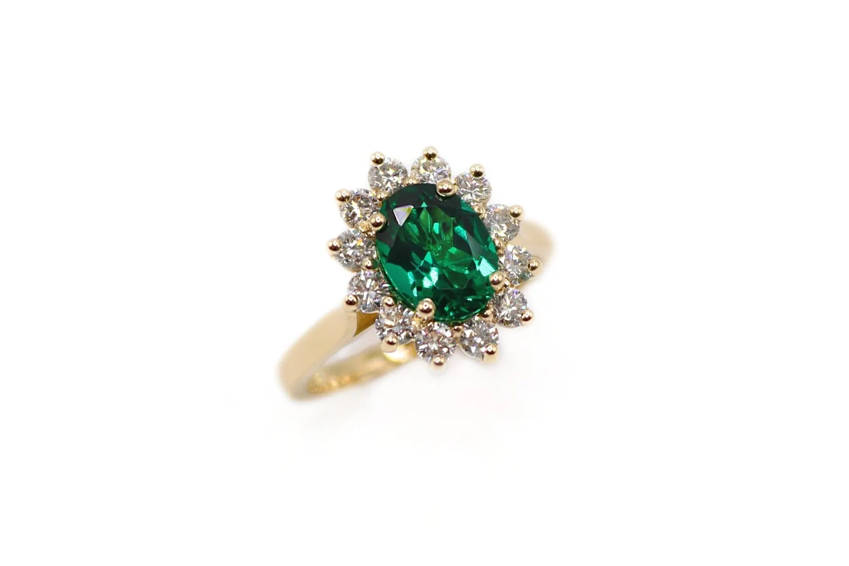 Bespoke Engagement Ring Portfolio — Form Bespoke Jewellers