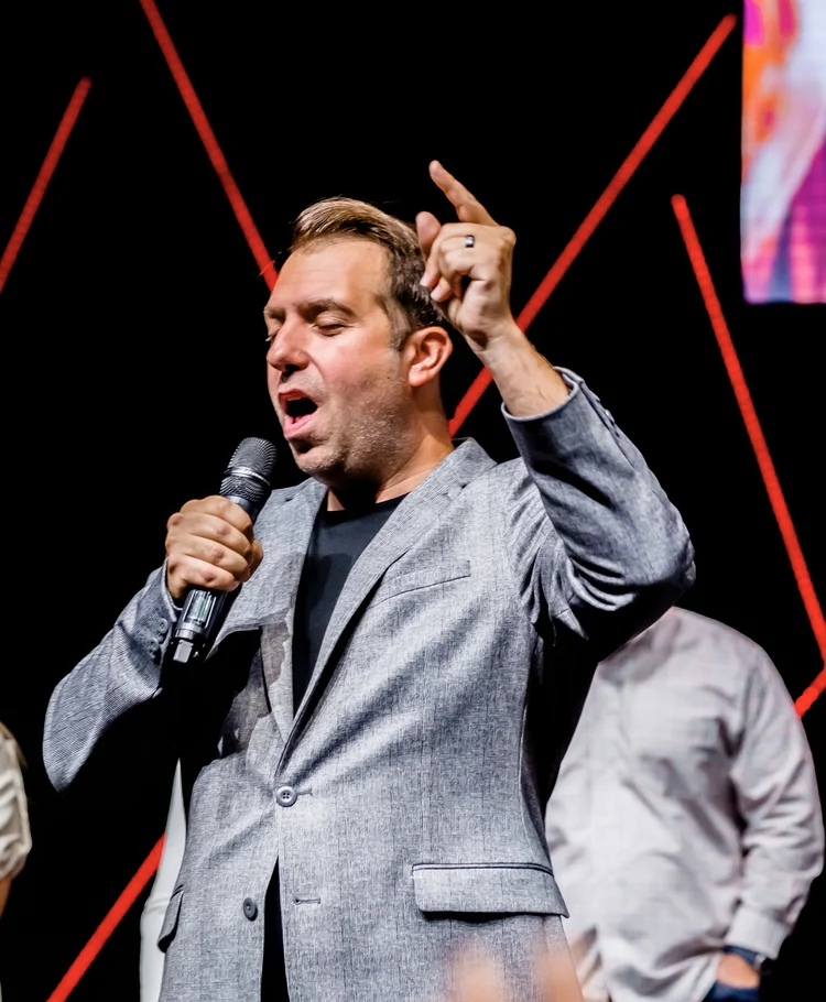 About — Larry Sparks Ministries