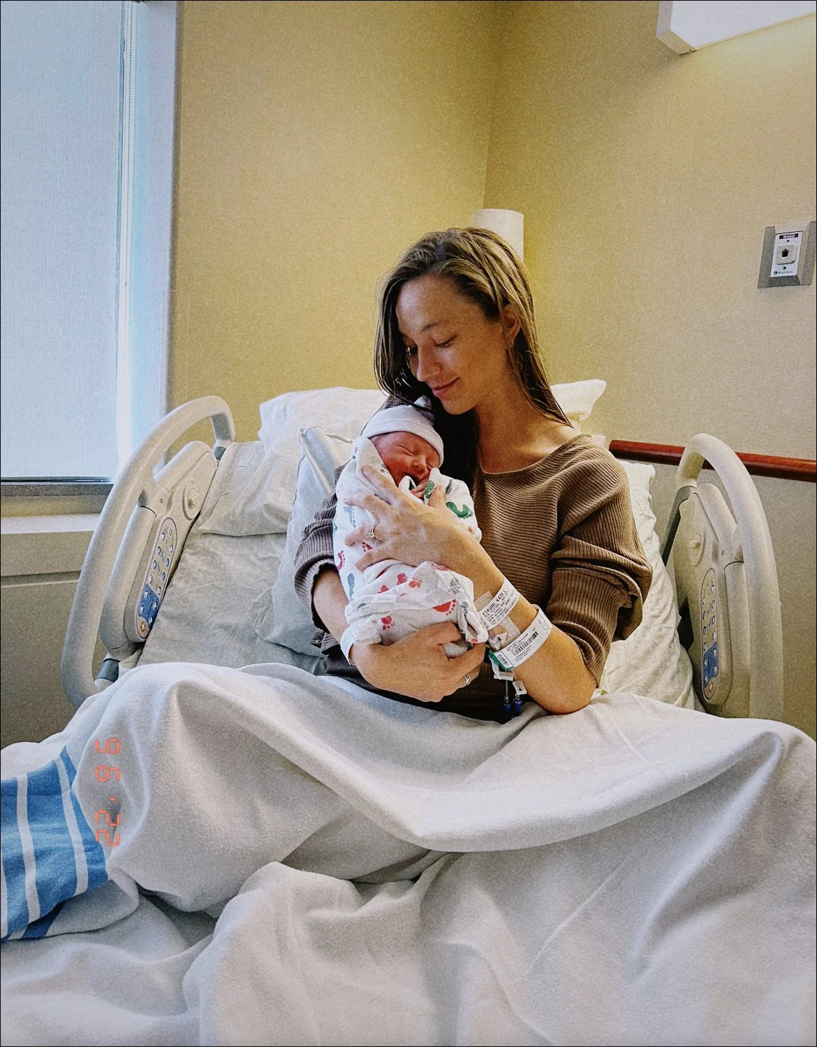 Our Unmedicated Hospital Birth Story — Kate Eskuri