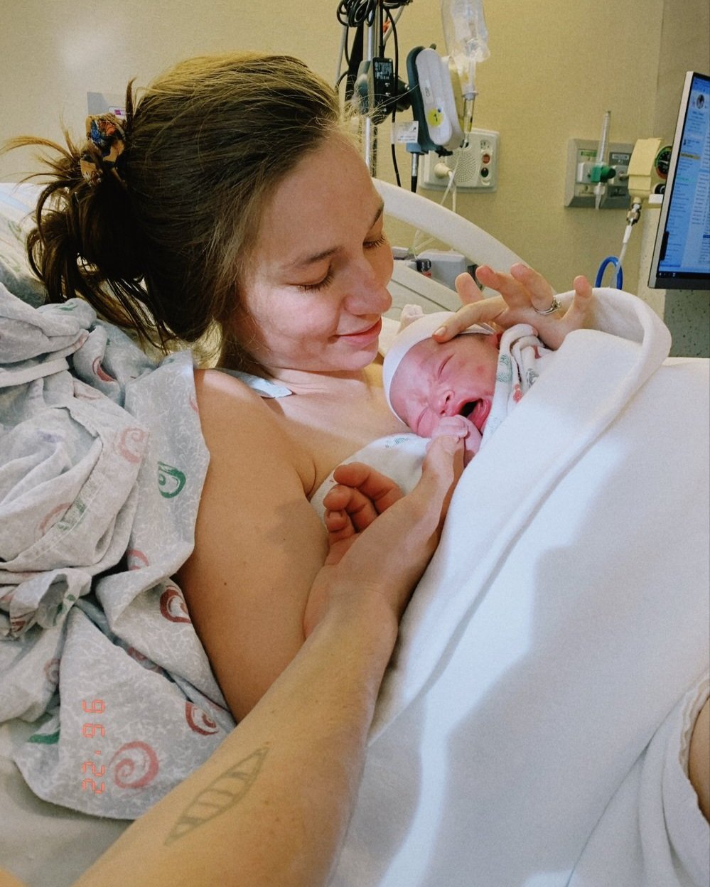 Our Unmedicated Hospital Birth Story — Kate Eskuri