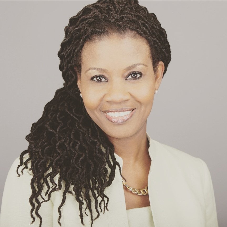 Robin Lucas, DDS — AACA | The American Academy of Clear Aligners