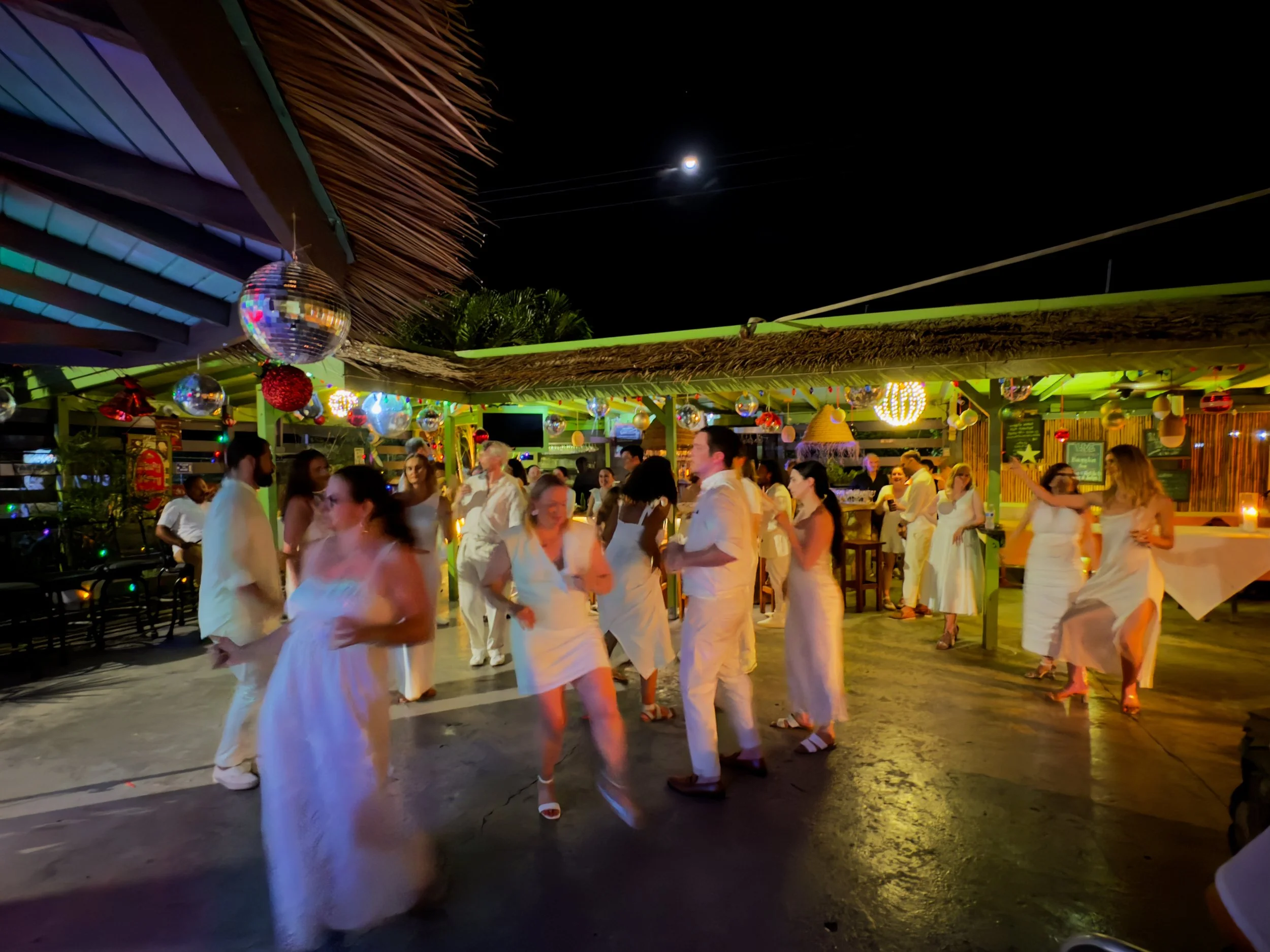 Bath & Turtle / Chez Bamboo