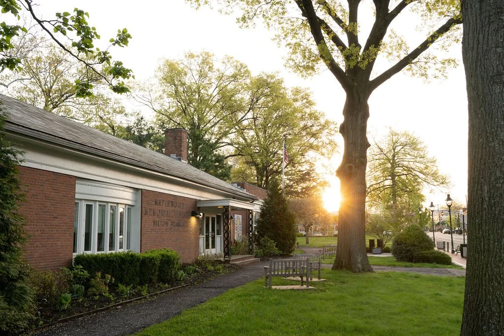 Saturday Hours — Maplewood Library