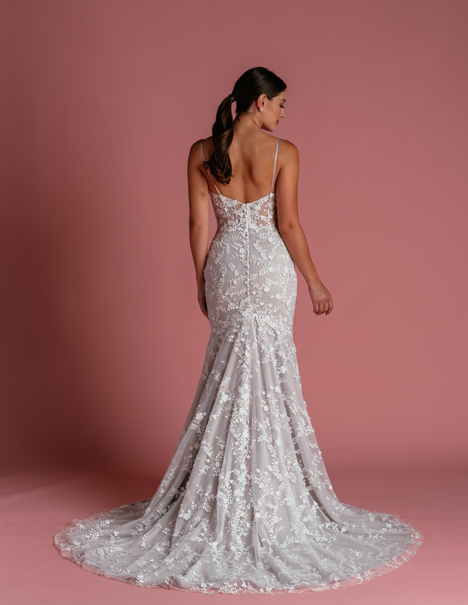 Oakleigh — Lis Simon