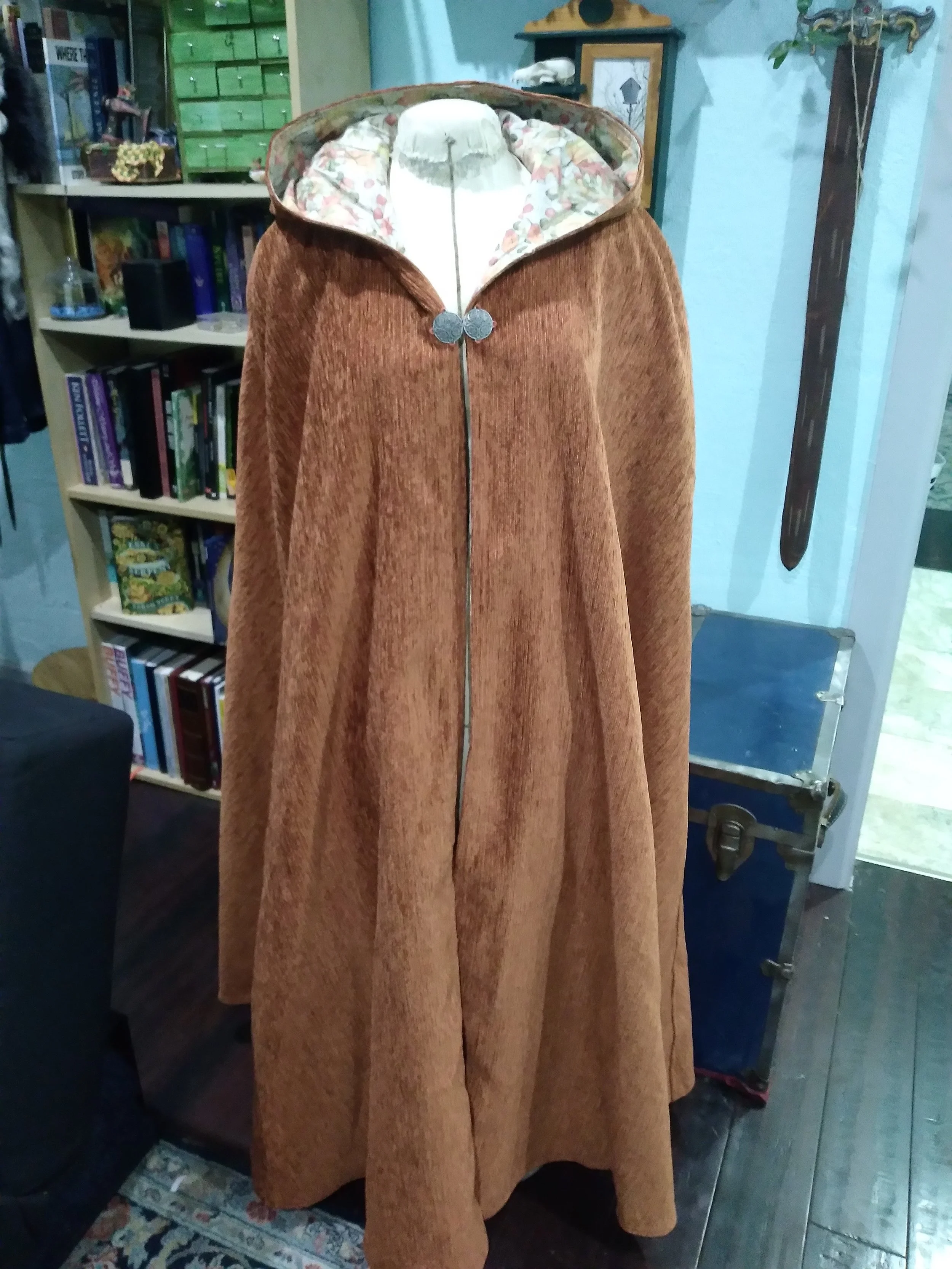 Cloaks — The Adventurer's Emporium