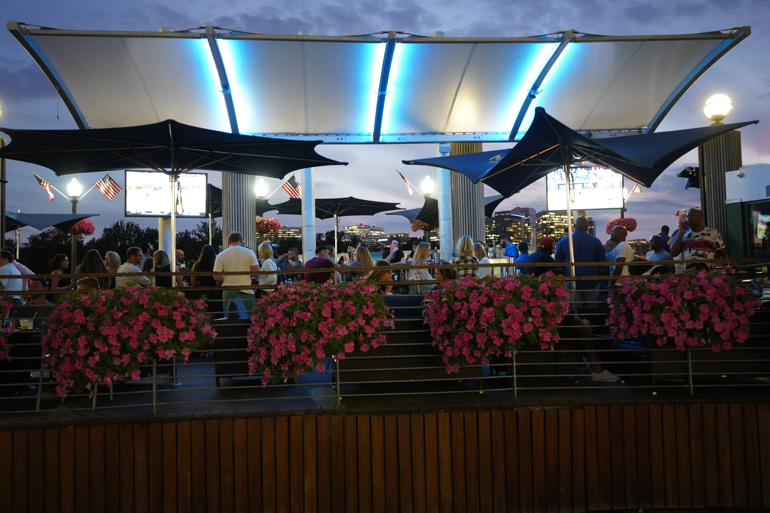 Nick's Riverside Grill