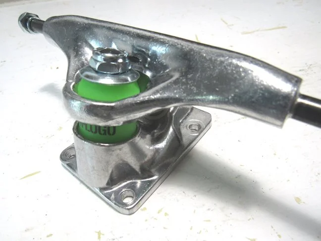 Mini logo Trucks 7.63" Raw — decomposed skateboards - freestyle ...