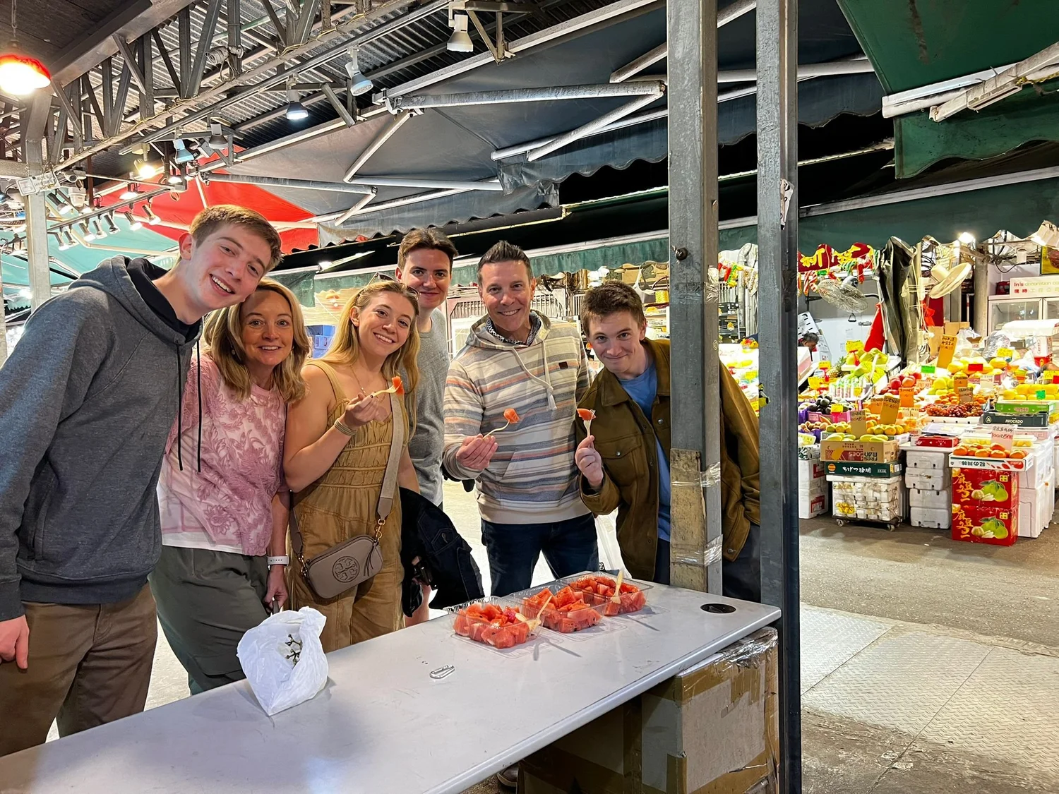 Hong Kong Local Tour | Kowloon Food Tour — Hello! Hong Kong