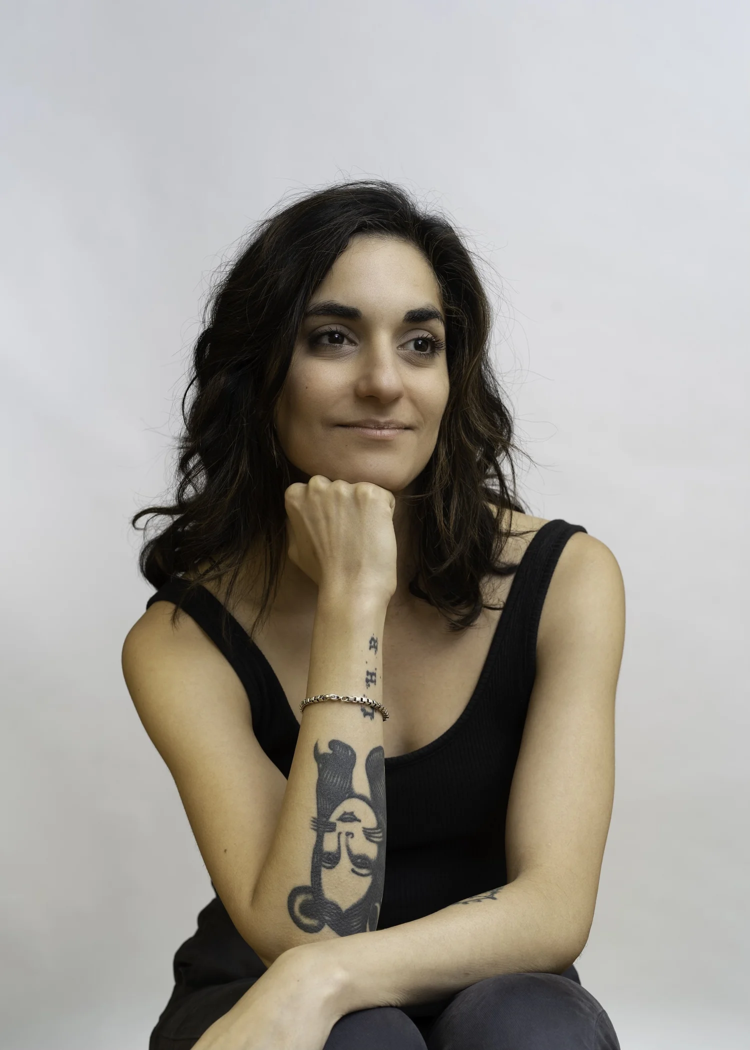 Contact — Nazy Farkhondeh