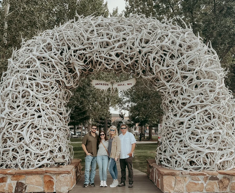 Road Trip Guide: Glacier, Grand Teton, Yellowstone & Cody National ...