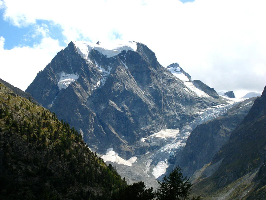 Mont Collon is one of my favorite mountains in the Swiss Alps — The Cat ...