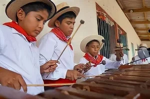 La Marimba: Guatemala’s National Instrument — Phalarope.org