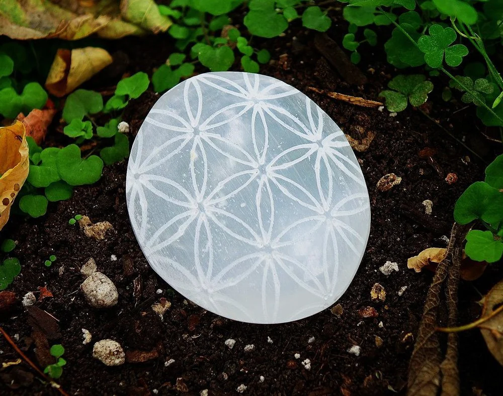 Crystals — Wicked Obscura Apothecary