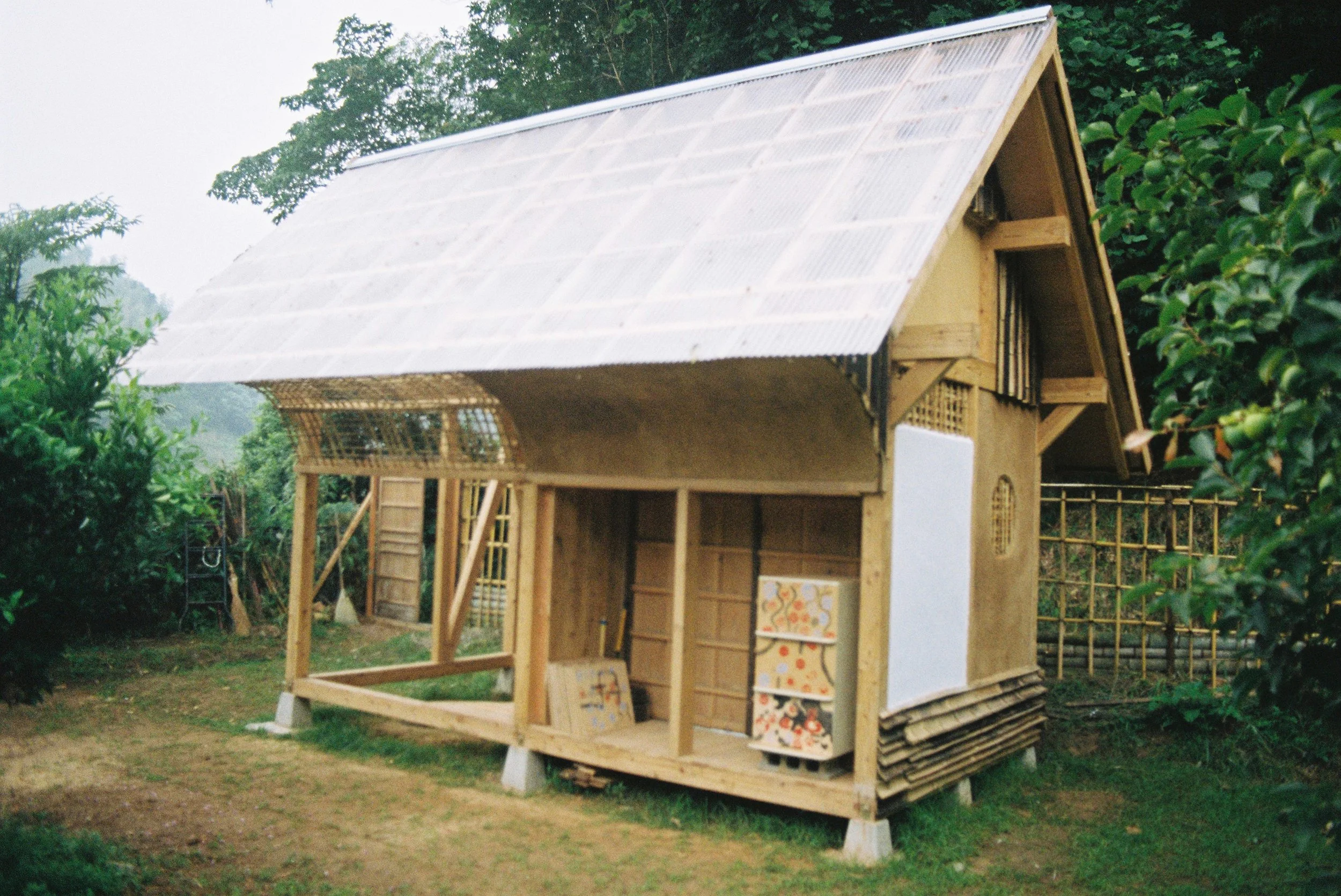 Slovenian Apiary — Forerunner