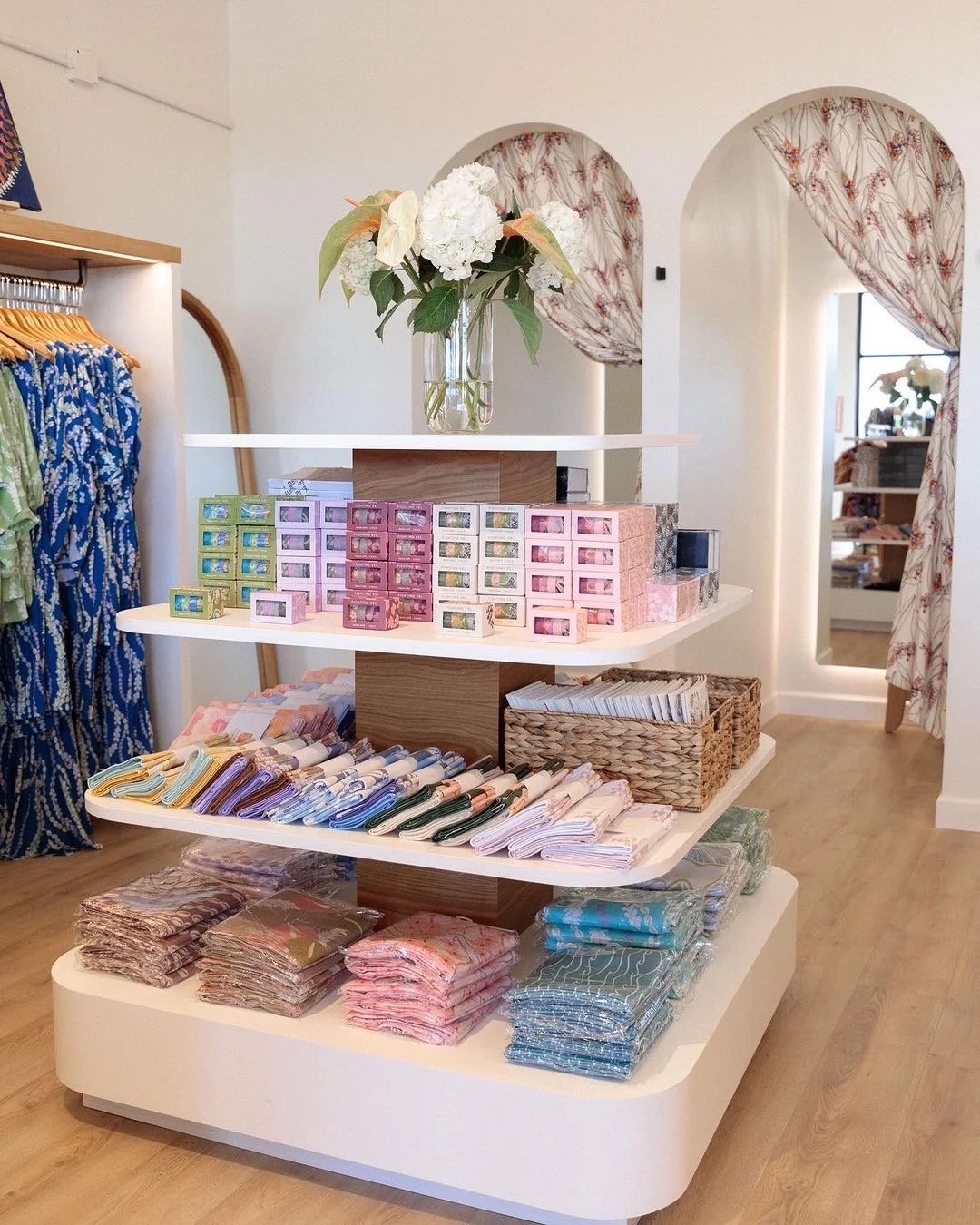 Fighting Eel — Kapolei Commons