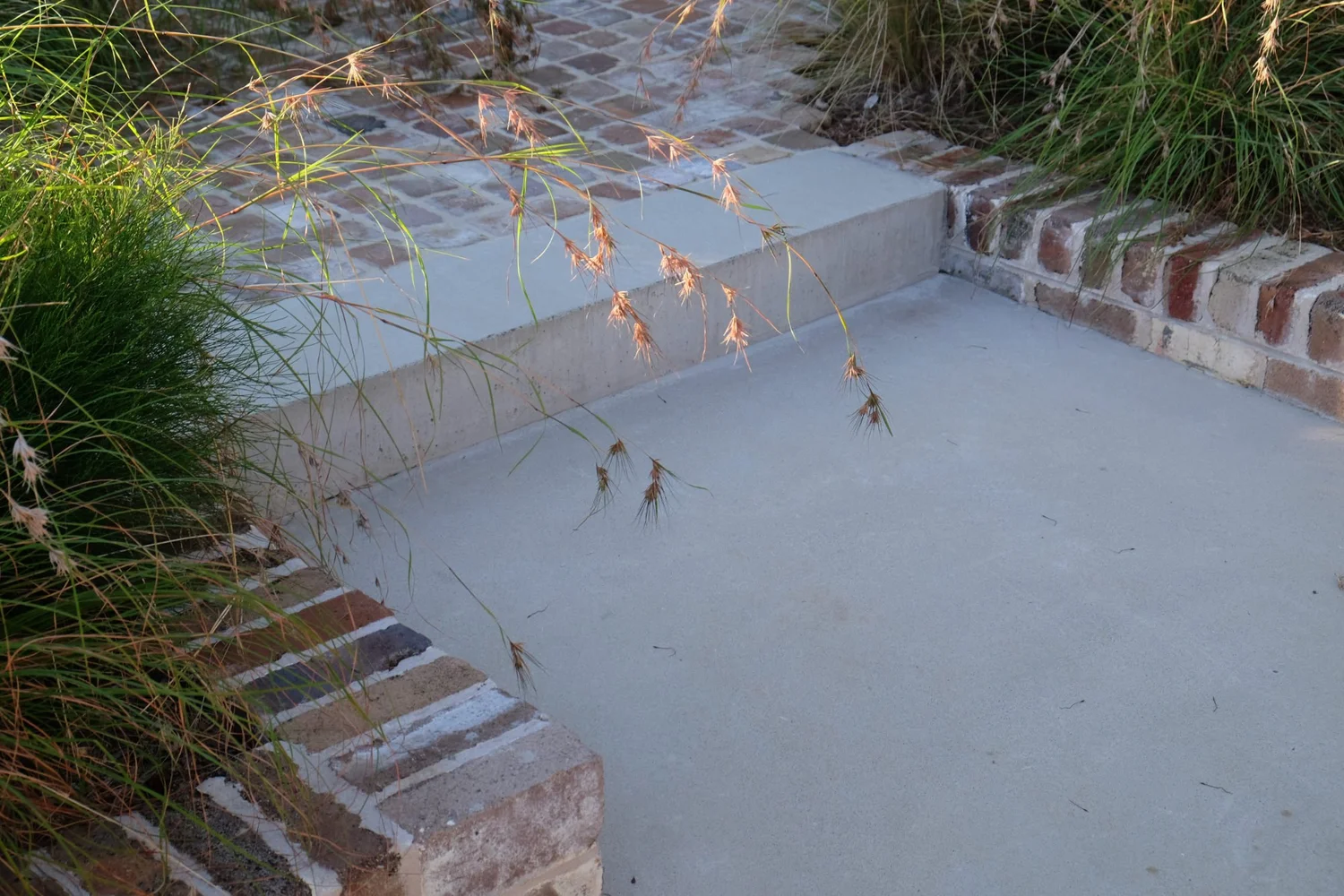 TARN — Sandstone garden