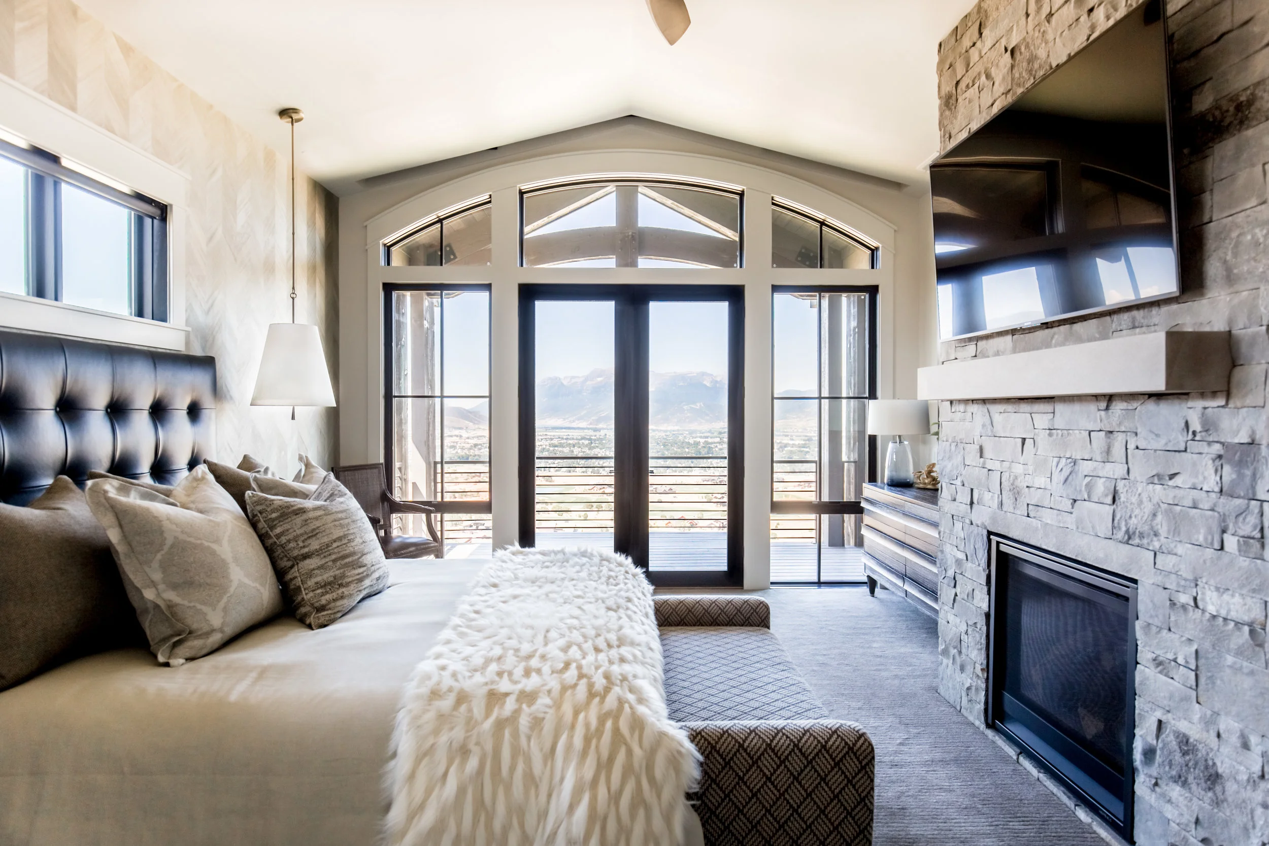 BLANC & NOIR INTERIORS