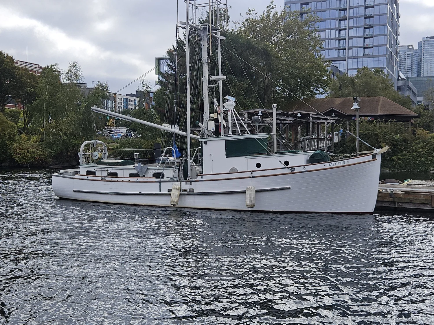 Boats for Sale — The Center for Wooden Boats