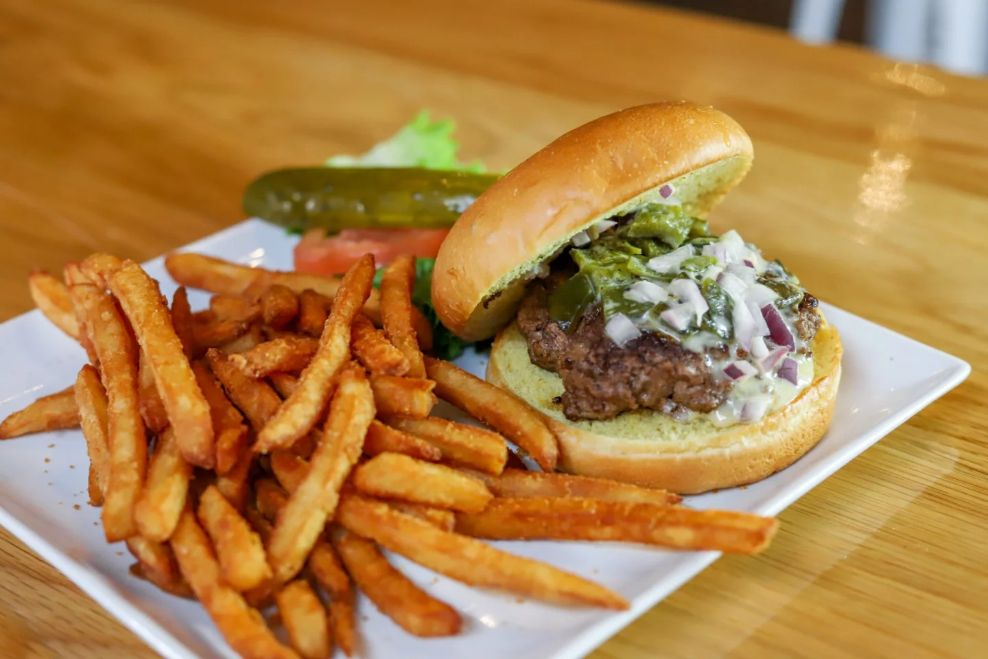 BBGs - Best Sports Bar in Downtown Austin | Burgers & Wings