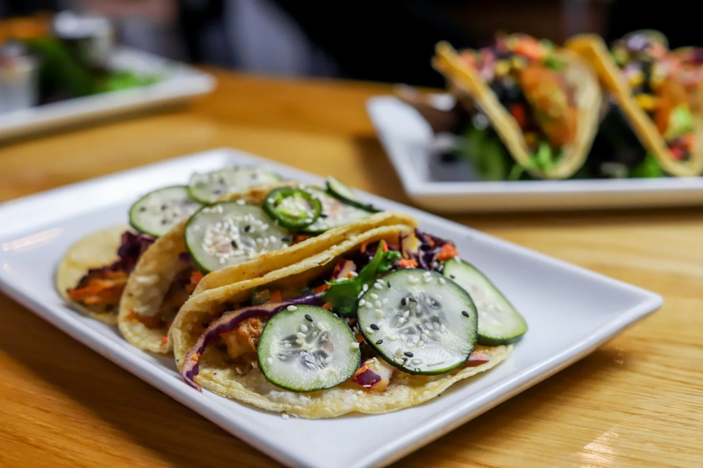 BBGs - Best Sports Bar in Downtown Austin | Burgers & Wings