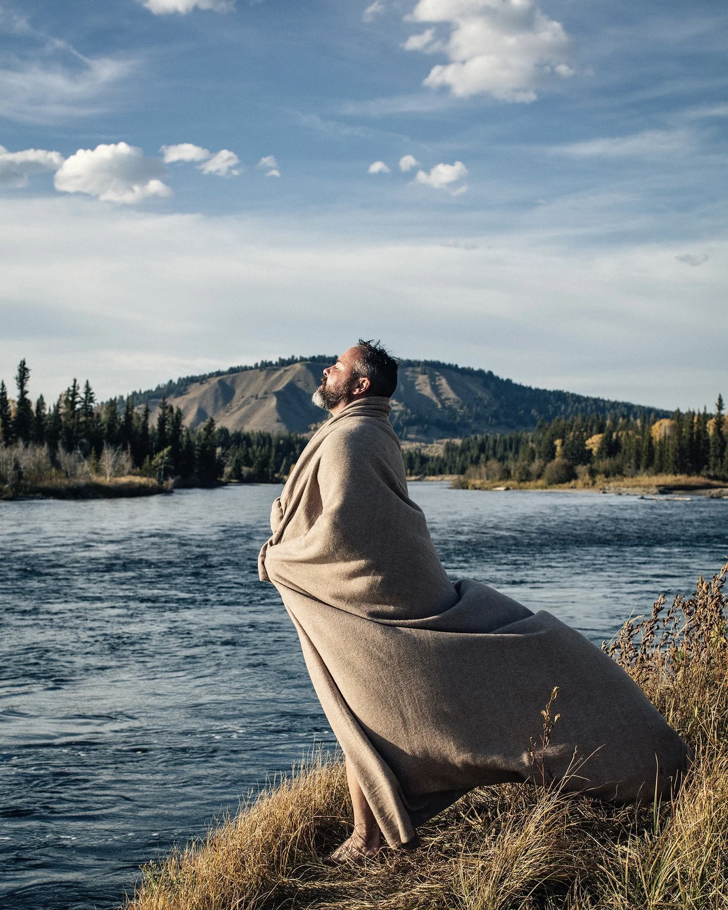 About — JESSE BURKE - STORYTELLER