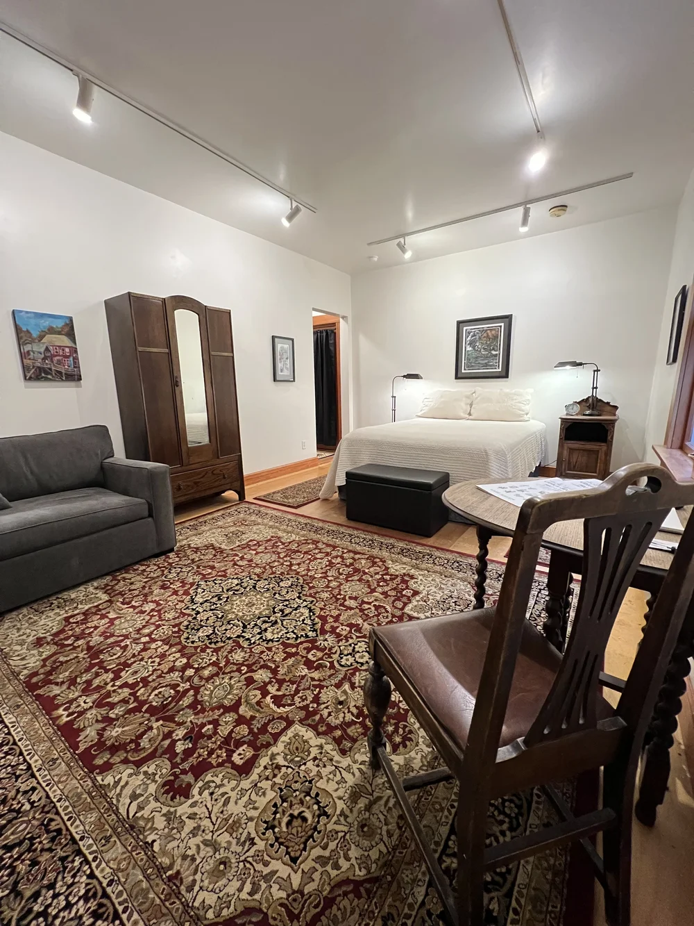 Thelma's Place — Inn at Creek Street