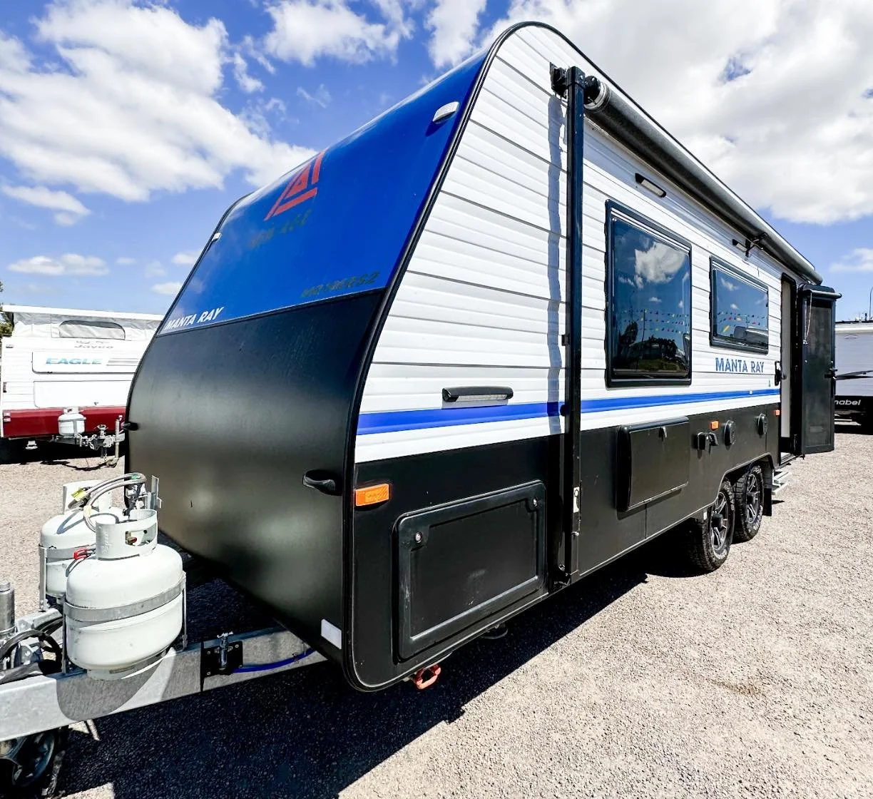 Test thumbnails — Caravanmart