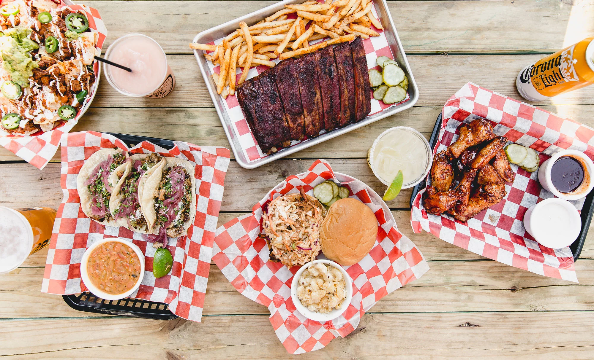 COUNTY ROAD ICE HOUSE BBQ & BAR