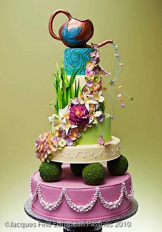 Sunday Sweets: I'm Your Maître D' — Cake Wrecks