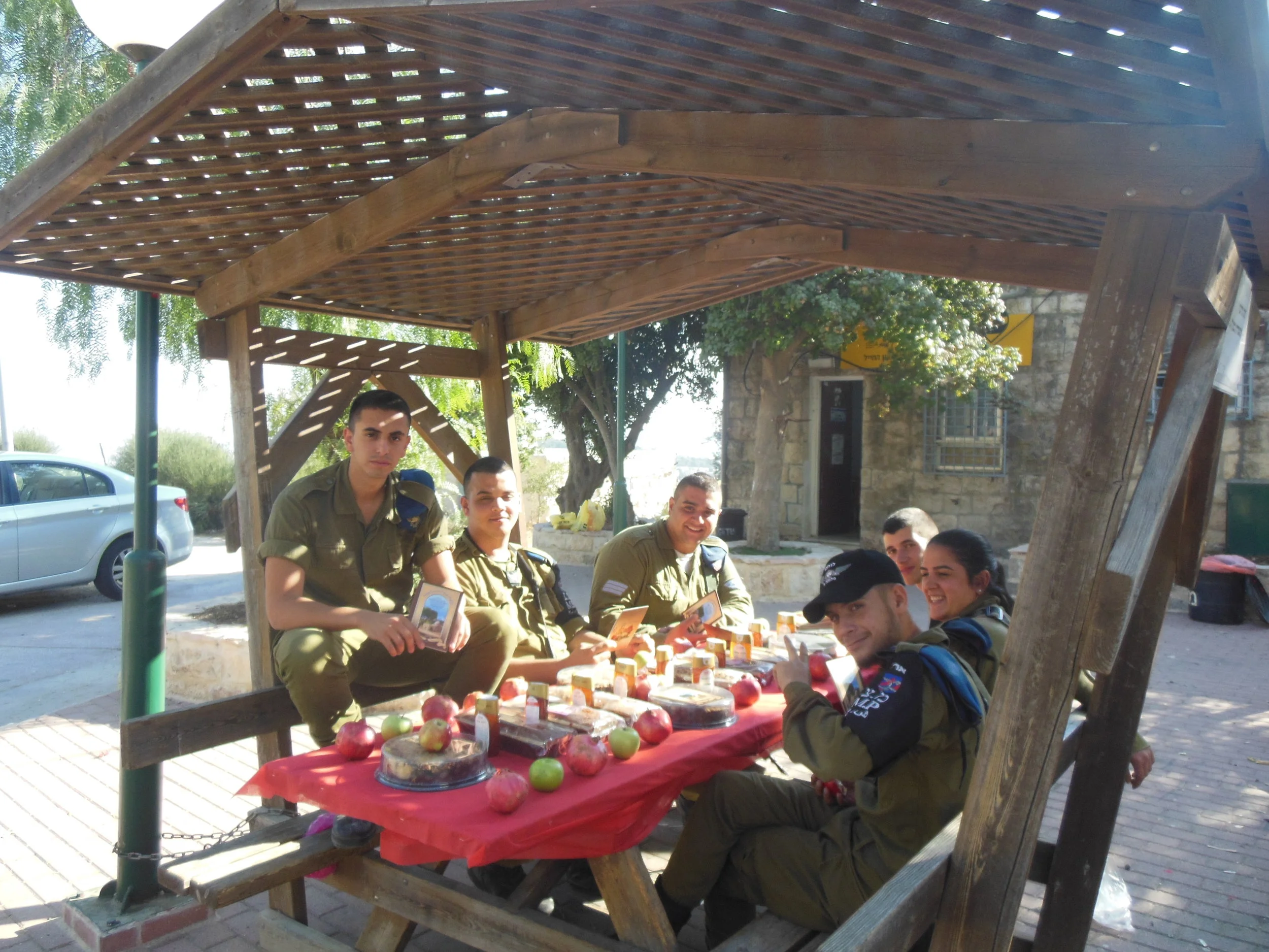 Kiruv at Kever Rachel - Rachel's Tomb in Israel — Donate to The Kever ...