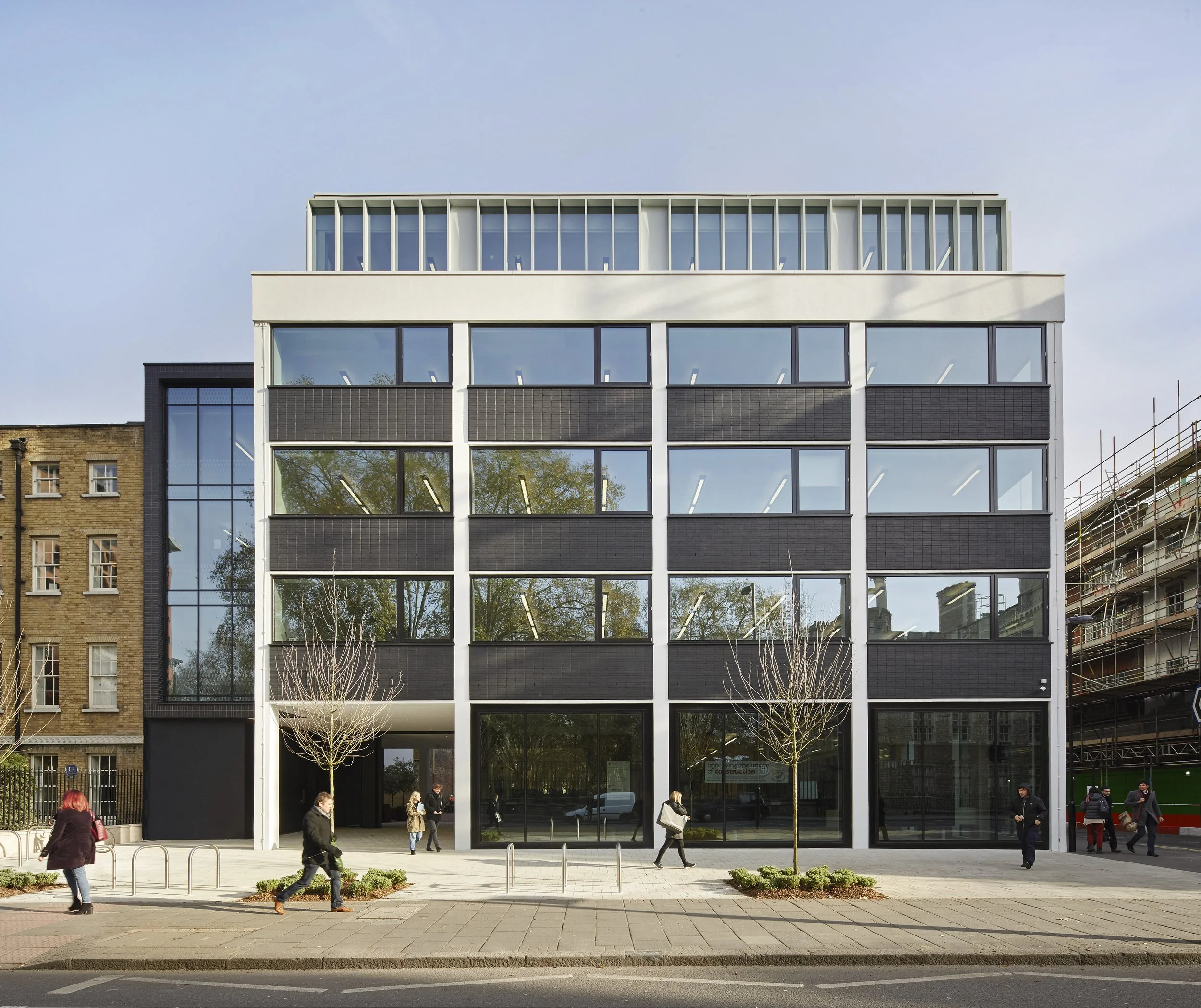 Office & Retail — Alan Baxter