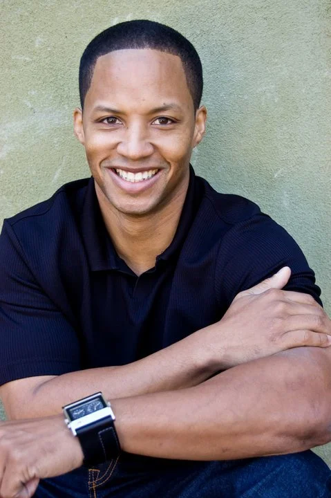 KENTE SCOTT — Well Connected Entertainment