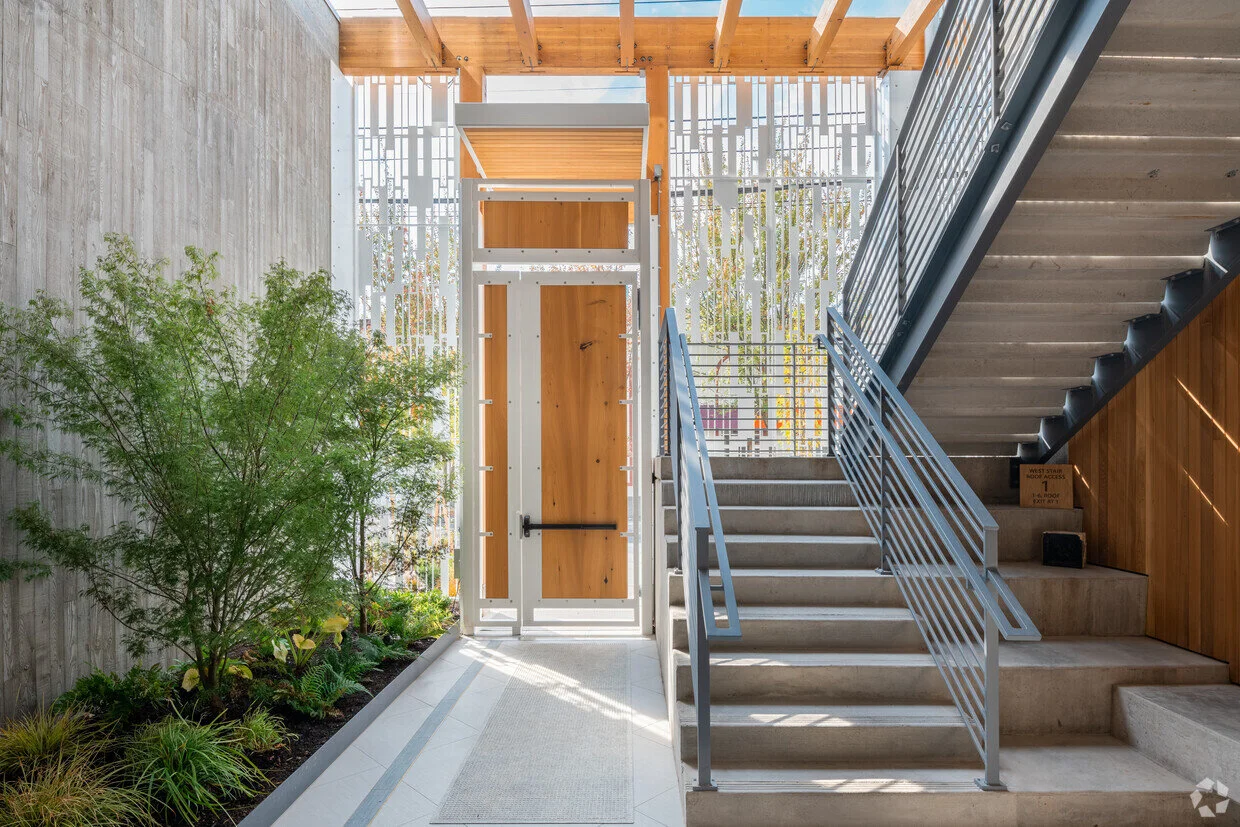 Solis - Seattle's most sustainable, luxury apartment building.