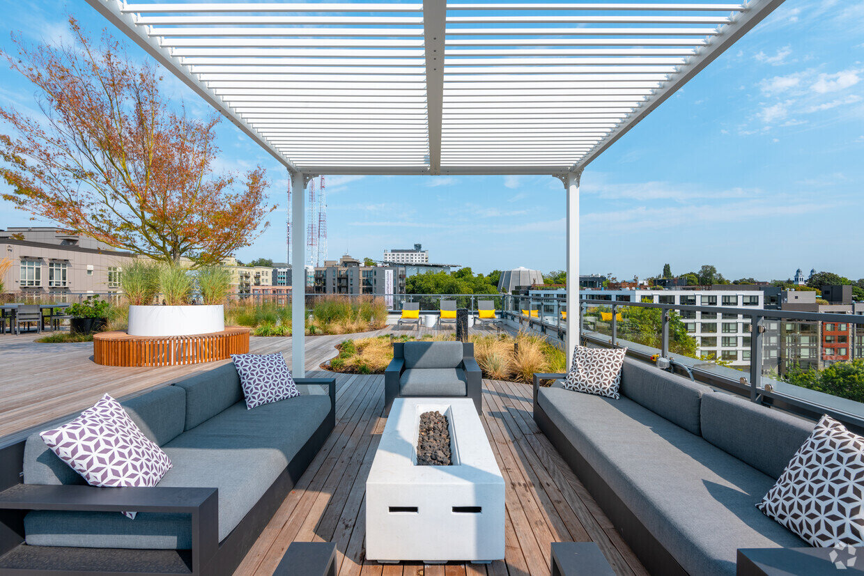 Solis - Seattle's most sustainable, luxury apartment building.