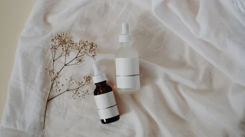 Face Serums Explained: Benefits, Types, and How to Use Them | Kim Gallo ...