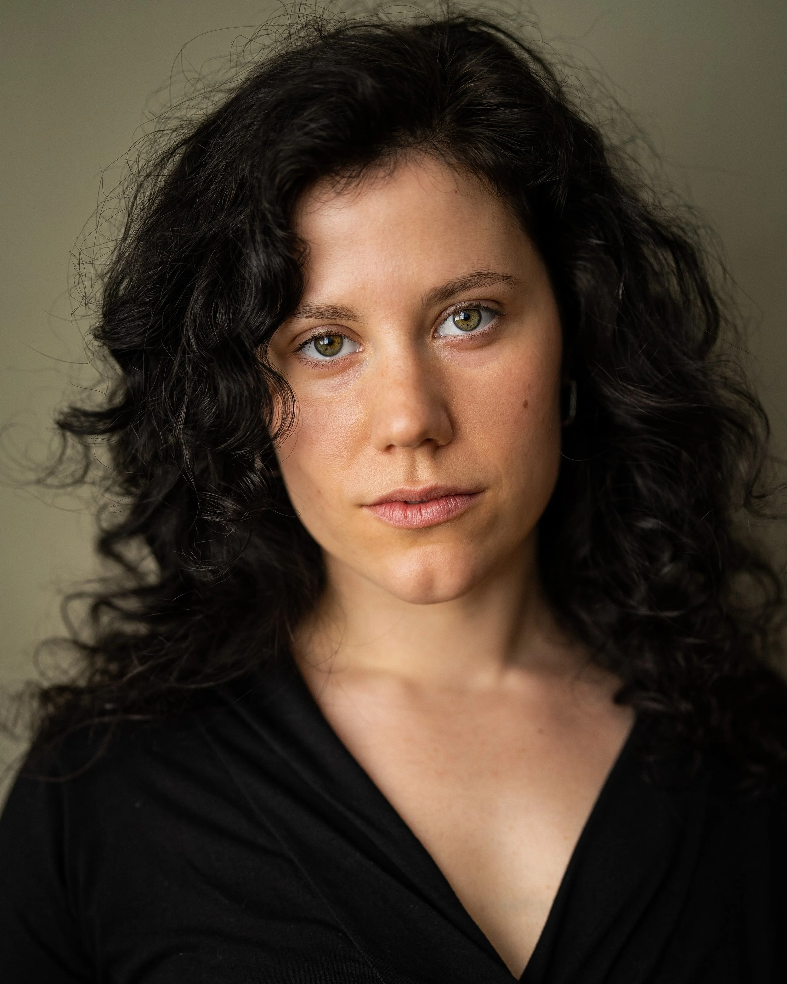 HEADSHOTS & PHOTOS — Renee Gagner