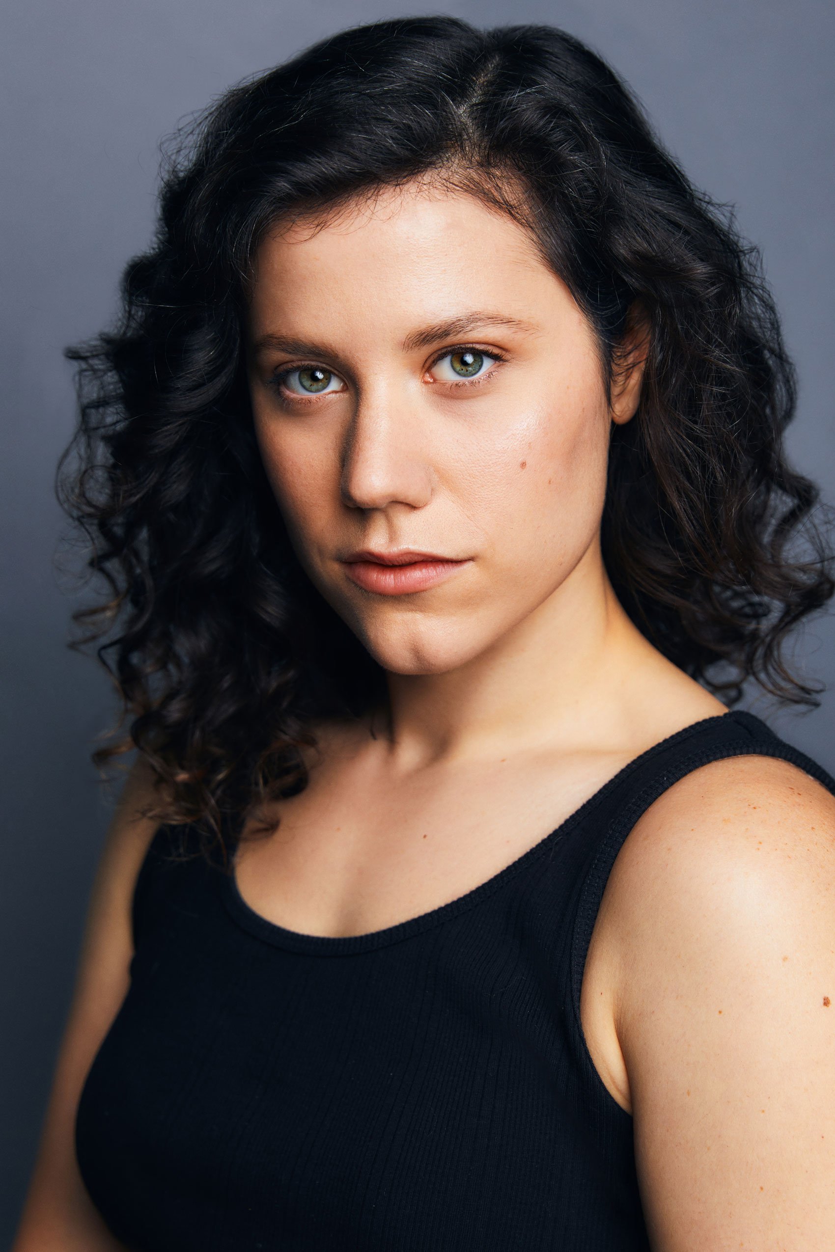 HEADSHOTS & PHOTOS — Renee Gagner