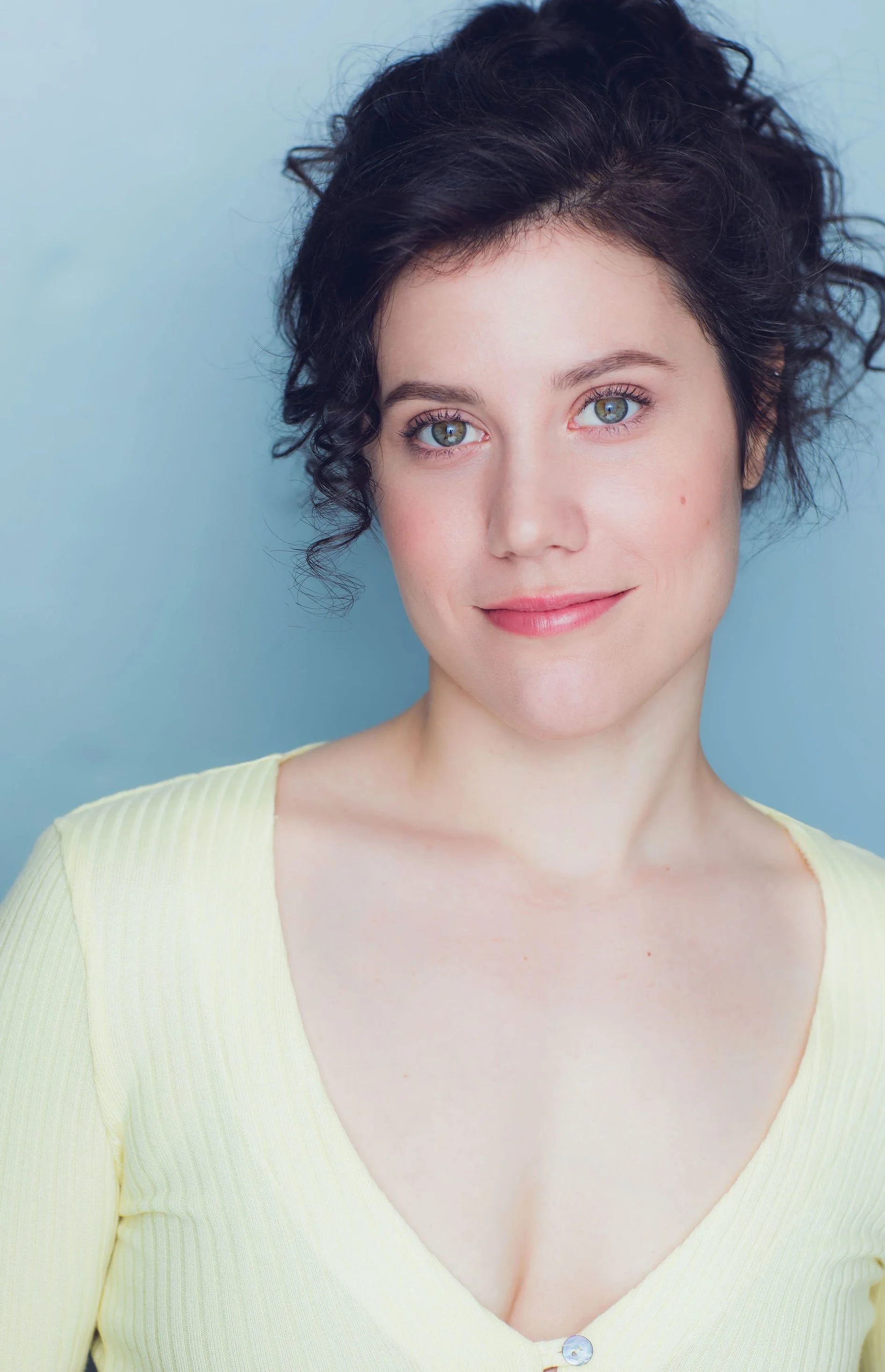 HEADSHOTS & PHOTOS — Renee Gagner