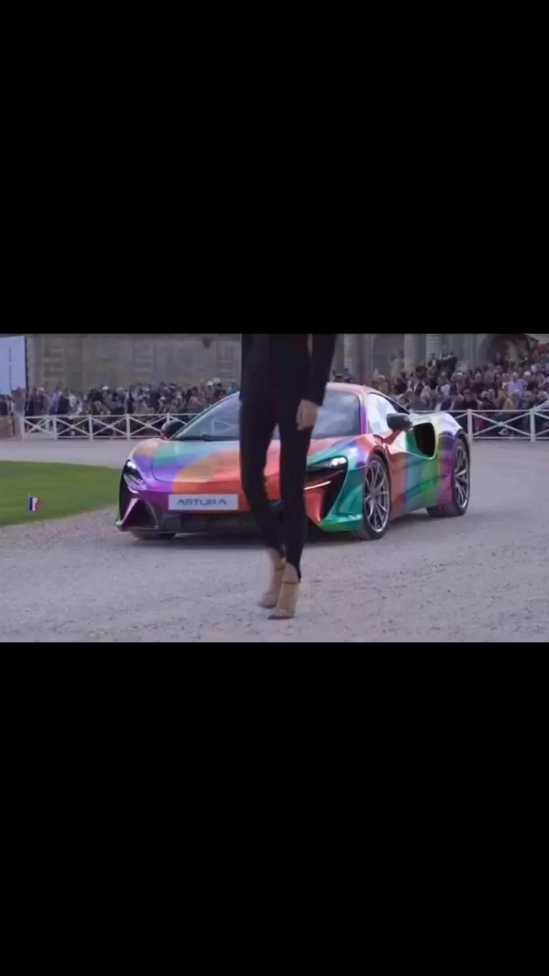 RESIN ARTIST | NAT BOWEN